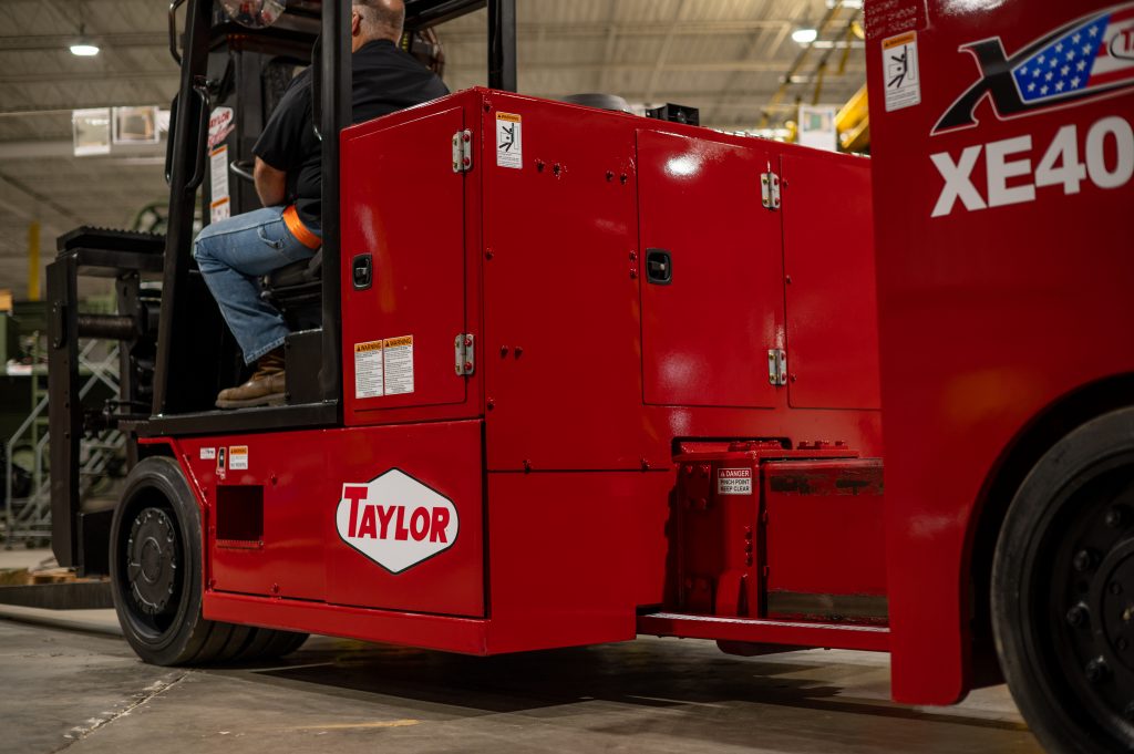 TMW Announces the XE-4060 Extendable Counterweight Rigger - Taylor ...