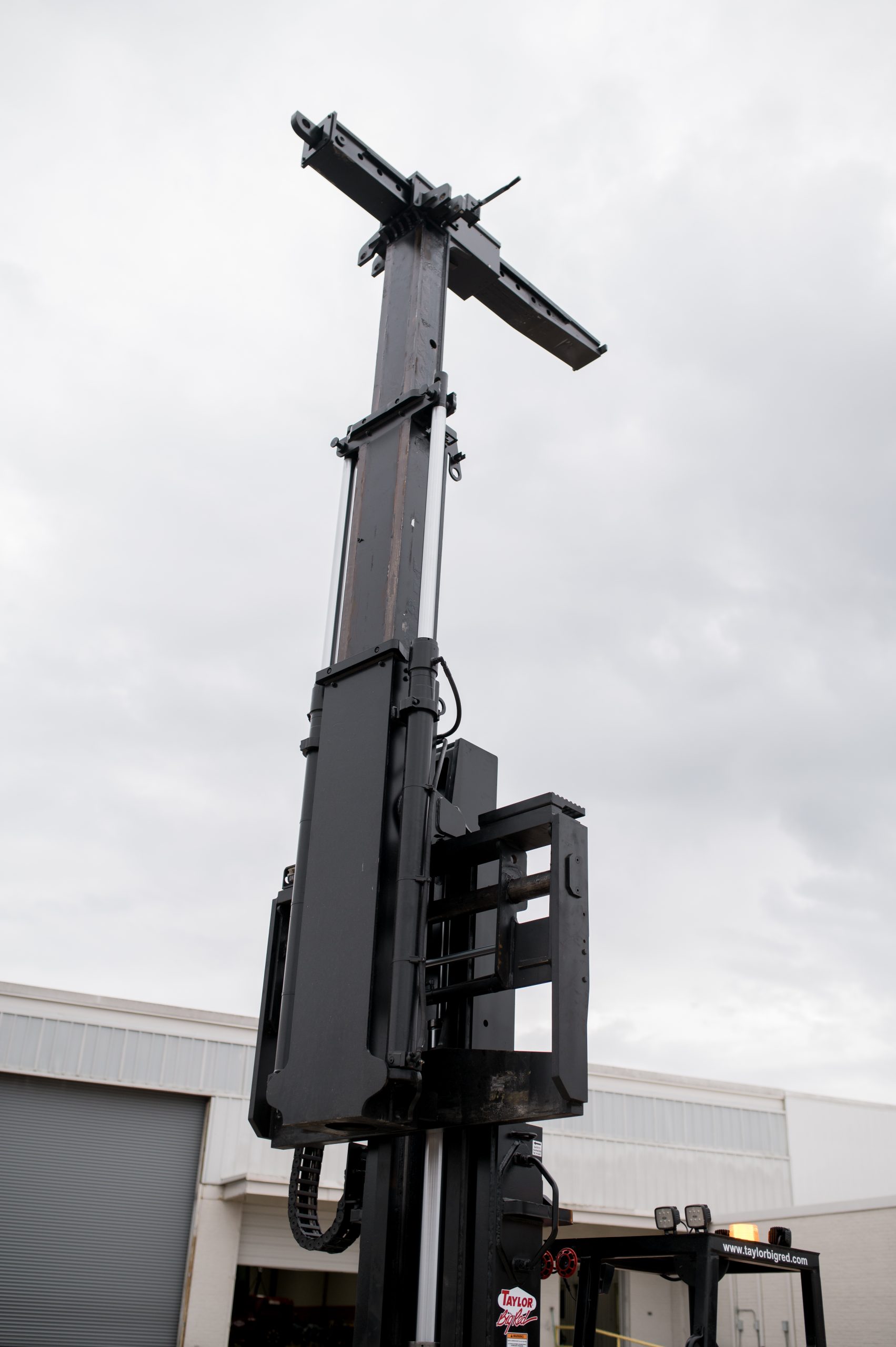TMW Announces the XE-4060 Extendable Counterweight Rigger - Taylor ...